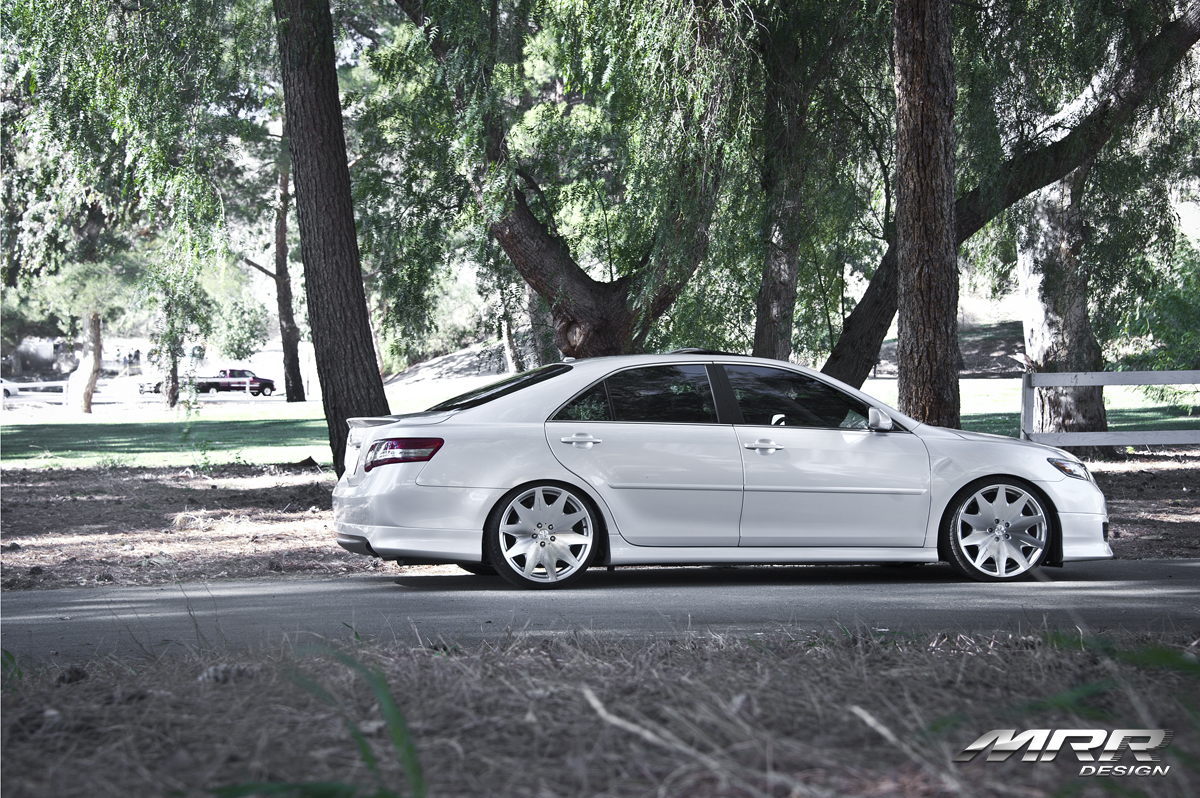 Car | Toyota Camry on MRR Design HR3 Wheels | California Wheels