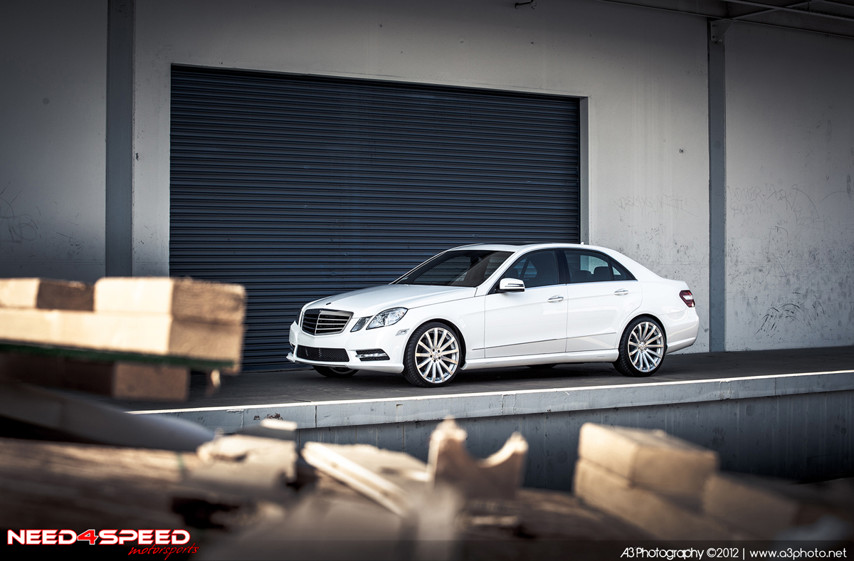Mercedes-Benz E350 HR9 Gallery - SoCal Custom Wheels