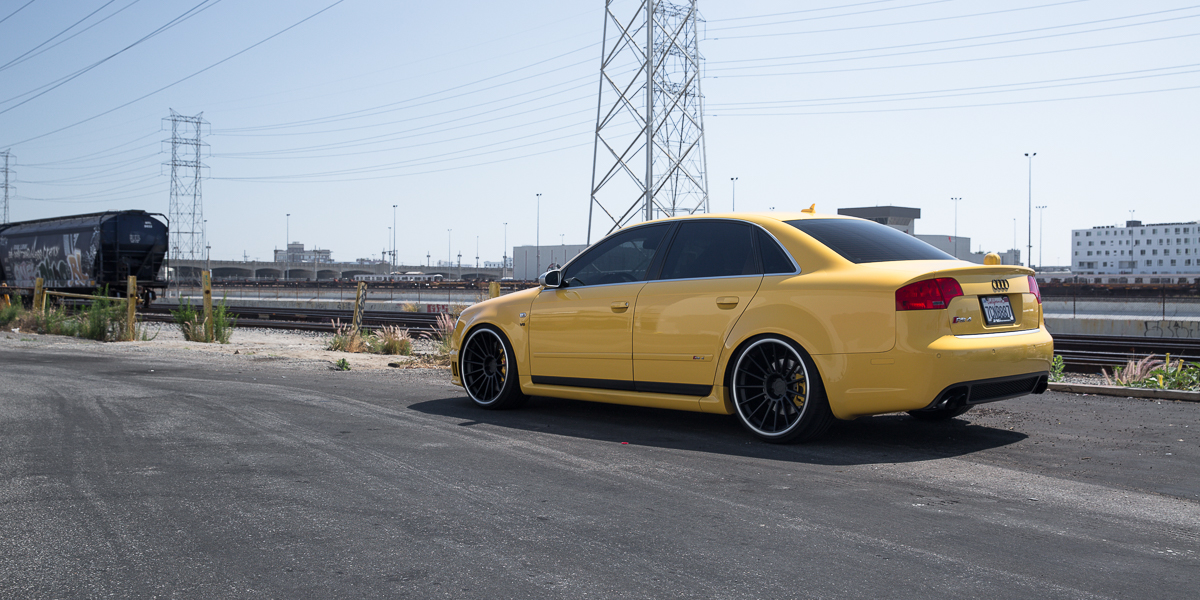 Car | Audi RS4 on Rotiform DUS Wheels | California Wheels
