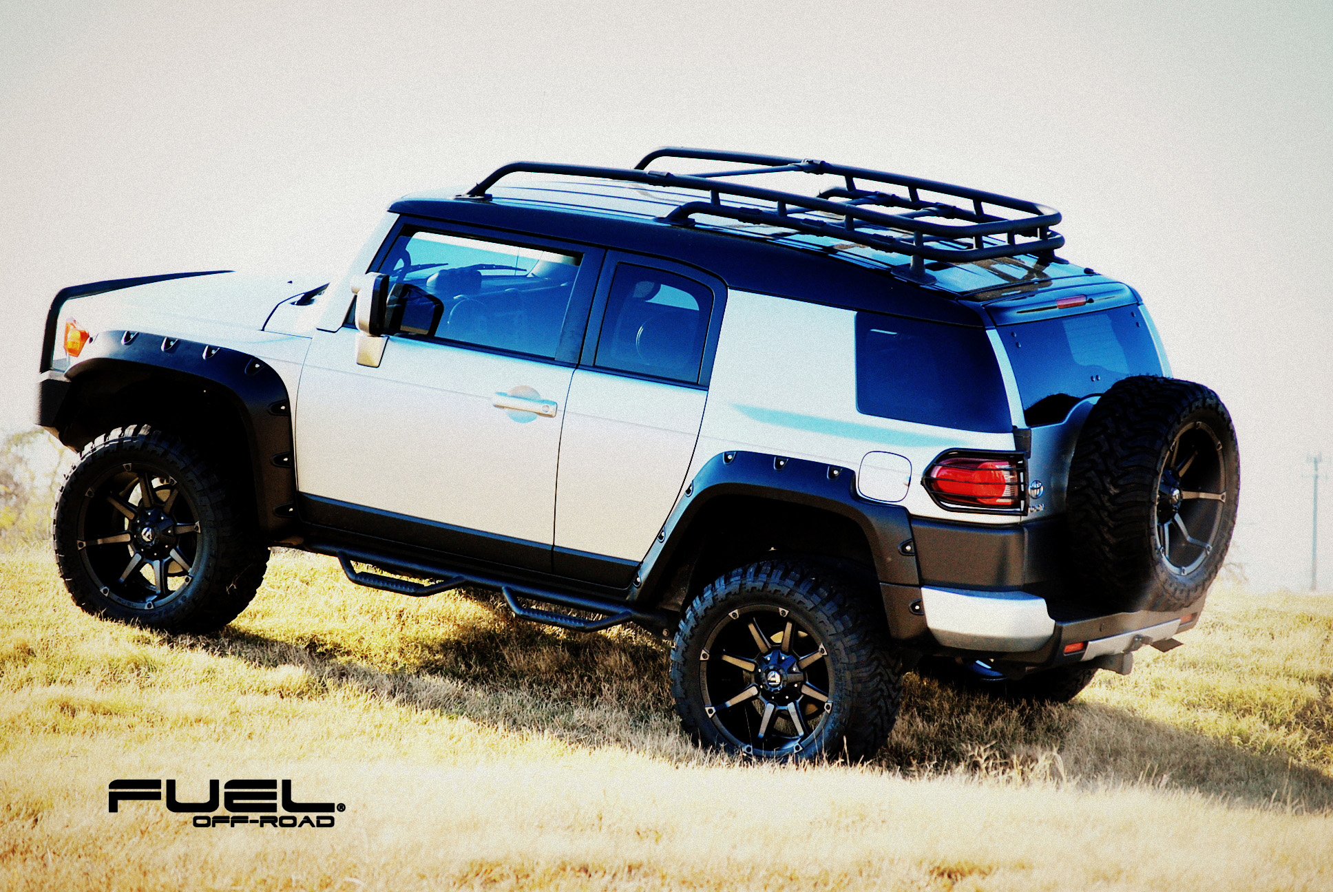 Toyota FJ Cruiser Coupler - D556 Gallery - SoCal Custom Wheels