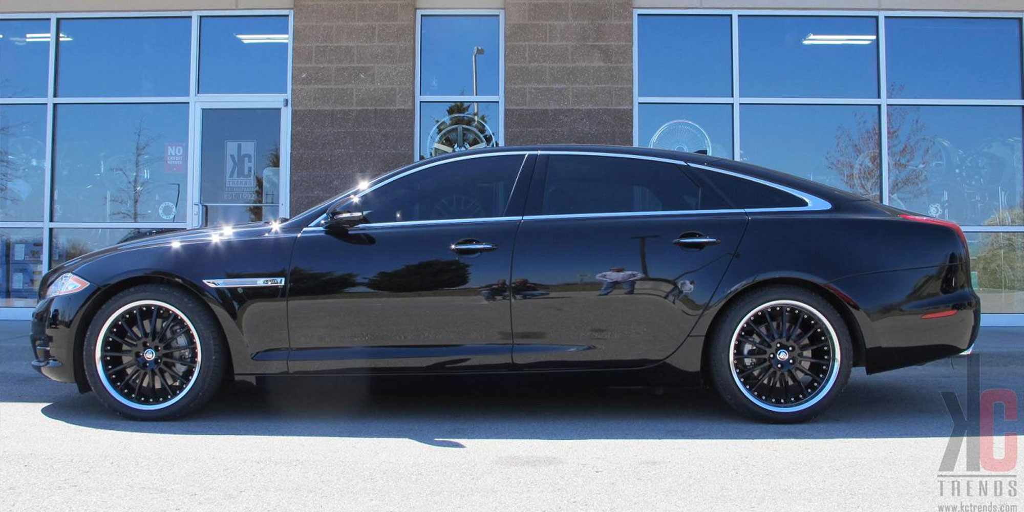 Jaguar XJL Whitley Gallery - Richline Motorsports