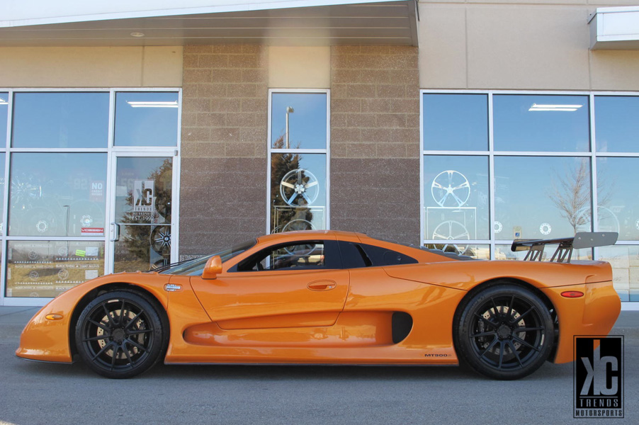 Car | Mosler MT900s on Wheels | California Wheels