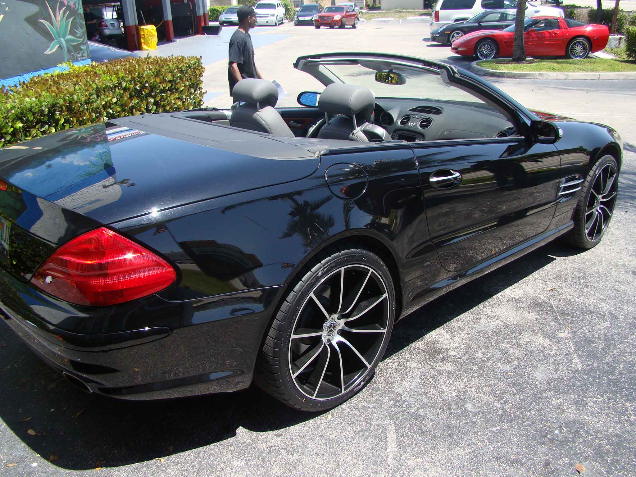 Mercedes-Benz SL550 R943 Gallery - SoCal Custom Wheels