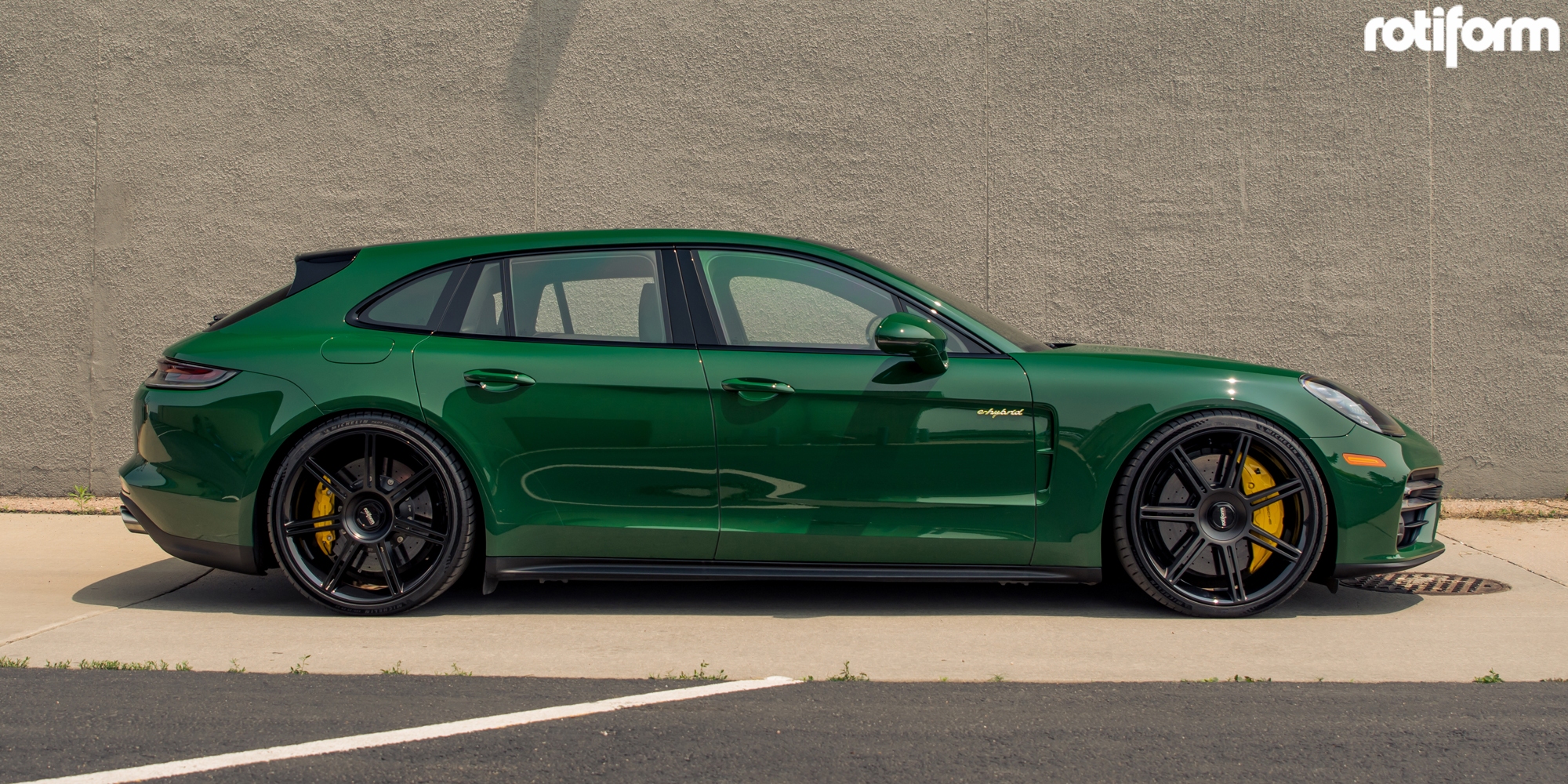 Porsche Panamera FRA Gallery - MHT Wheels Inc.