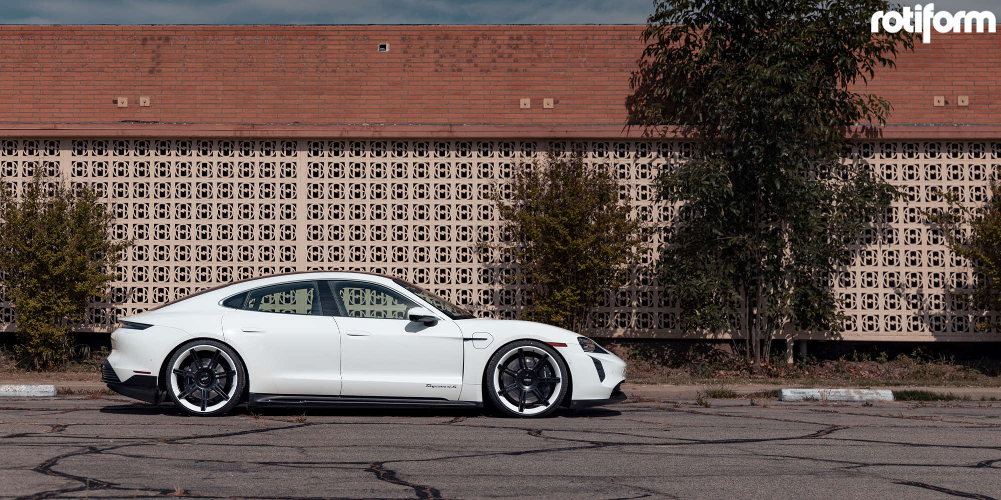 Porsche Taycan FRA Gallery - SoCal Custom Wheels